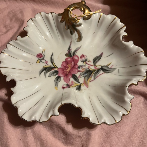 Accents | Vintage Porcelain Ruffled Edge Roses Nut And Candy Dish ...